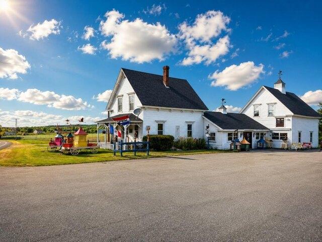 Bar Harbor Rd, Trenton, Home For Sale
