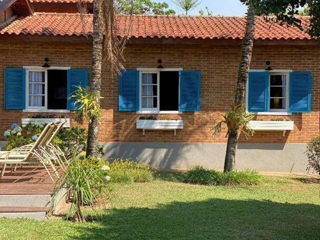 Barão Geraldo Condomínio Recanto do Lago excelente chácara toda mobiliada, 3 dor, piscina