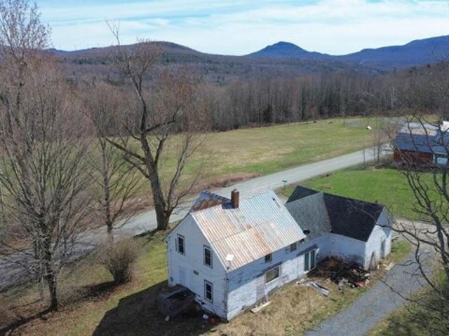Baraw Rd, Lowell, Home For Sale