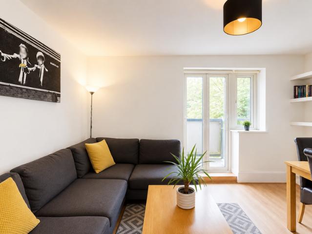 Barbanel House Room 1