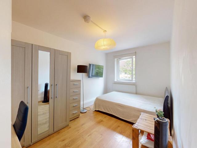 Barbanel House Room 2