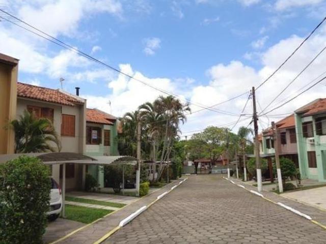 BARBADA A MAIS LINDA E AMPLA RESIDENCIA EM CONDOMINIO JUNTO A CEF DA HIPICA CON