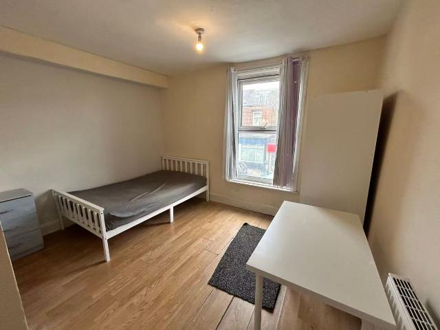 Barber Road, Sheffield S10, 5 bed shared accommodation to rent, £1,749 pcm | PrimeLocation
