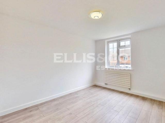 Barbican Road, UB6, Greenford