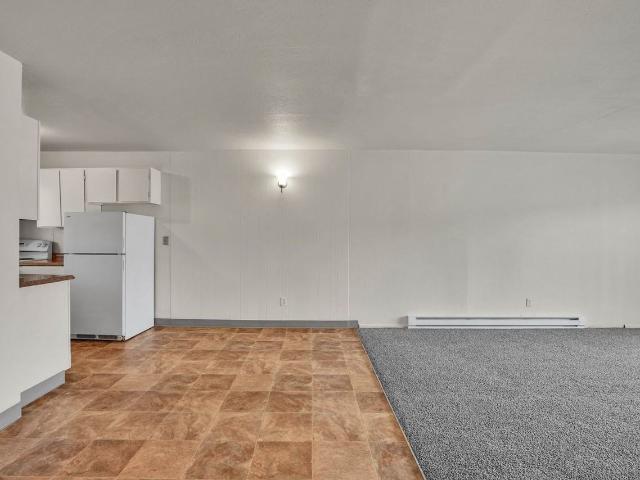 Barbur Place SE Portland 1 Bedroom Apartment for Rent at 8924 Sw 30th Ave, Portland, OR 97219 Multnomah