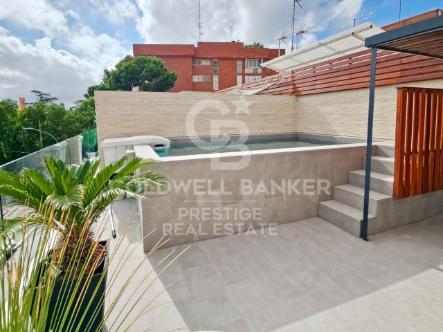 Barcelona, Esplugues de Llobregat, Finestrelles Barcelona, Esplugues de Llobregat, ES, CT