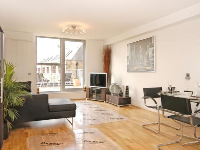 Barck Church Lane, Liverpool Street E1, 2 bed flat to rent, £2,750 pcm | PrimeLocation