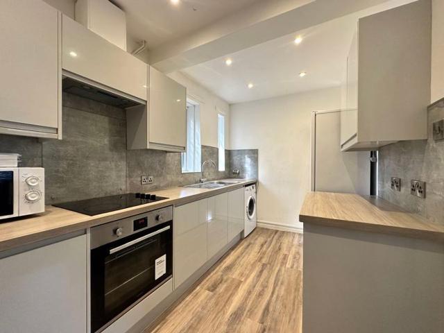 Barcombe Road, Brighton BN1, 5 bed semi detached house to rent, £2,860 pcm | PrimeLocation