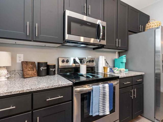 Barclay Place Apartments 3 Bedroom Apartment for Rent at 2545 Croquet Dr, Wilmington, NC 28412 Pine Valley West