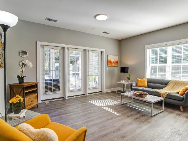 Barclay Place Apartments 1 Bedroom Apartment for Rent at 2545 Croquet Dr, Wilmington, NC 28412 Pine Valley West