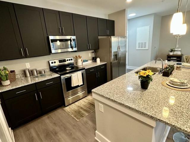 Barclay Place Apartments 1 Bedroom Apartment for Rent at 2545 Croquet Dr, Wilmington, NC 28412 Pine Valley West