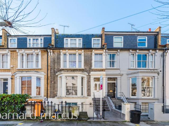Barclay Road, London 1 bed flat to rent £2,249 pcm £519 pw