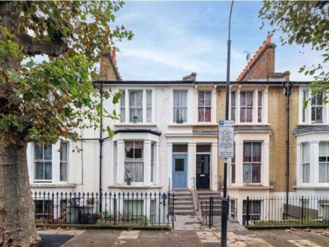 Barclay Road, London, 3 Bedroom Terraced