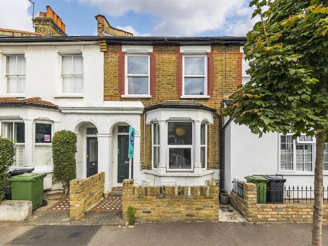 Barclay Road, Walthamstow, London E17, 1 bed flat to rent, £1,800 pcm | PrimeLocation