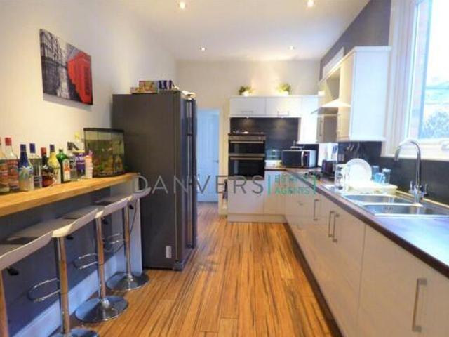 Barclay Street, Leicester, 6 Bedroom End