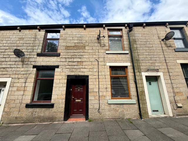 Barden Lane, Burnley BB10, 2 bed property to rent, £750 pcm | PrimeLocation