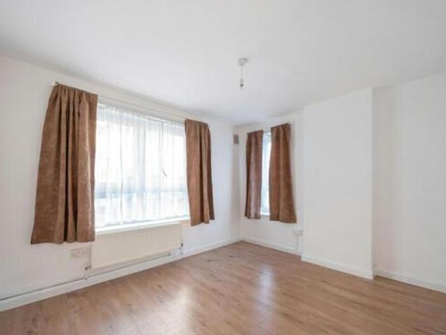 Bardsley Lane, Greenwich, 3 Bedroom Apartment