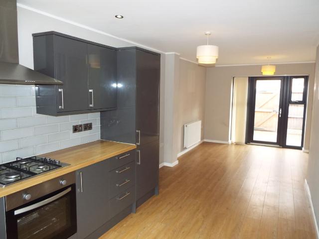 Bargate Lodge, Lincoln LN5, 2 bed property to rent, £900 pcm | PrimeLocation
