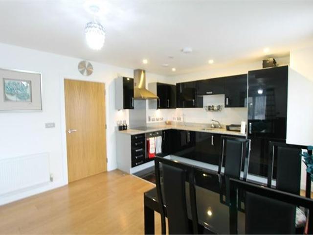 Barge Walk, LONDON, SE10 2 bed apartment to rent £2,200 pcm £508 pw