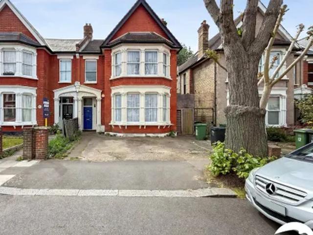 Bargery Road, London, SE6 2LP, United Kingdom | 2 bed apartment for rent #166055546 | Rentberry