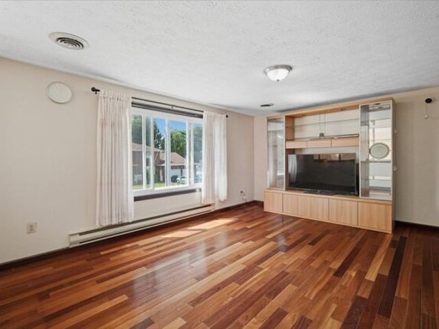 Baril Ln, Chicopee, Home For Sale