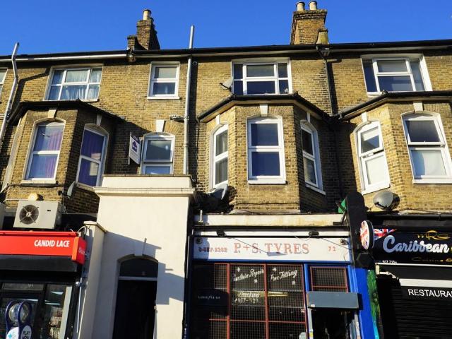 Baring Road, London SE12, Studio to rent, £1,000 pcm | PrimeLocation