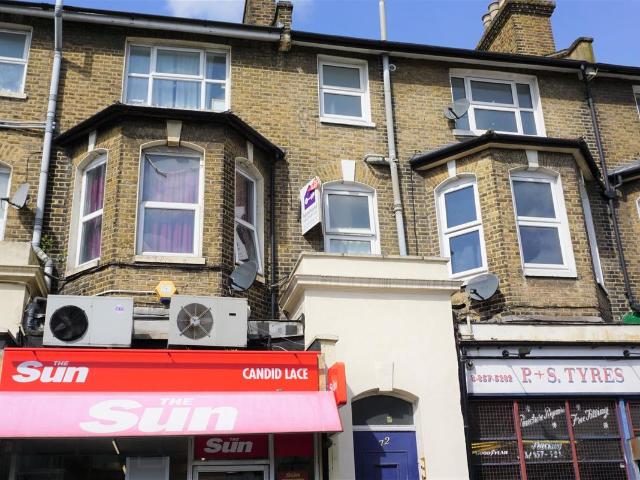 Baring Road, London SE12, Studio to rent, £1,000 pcm | PrimeLocation