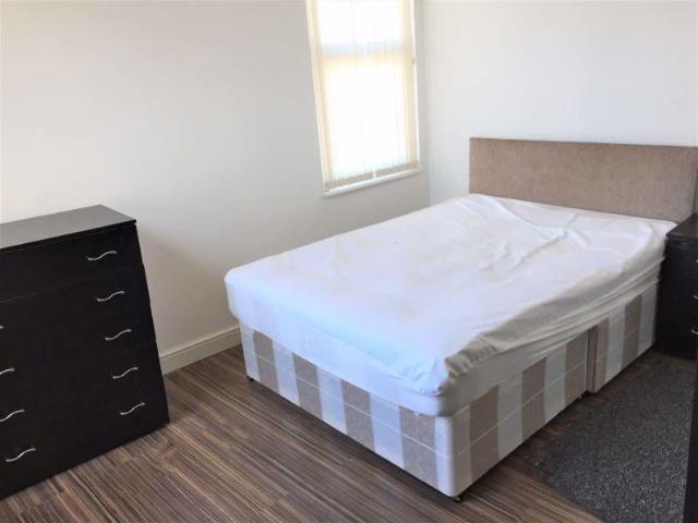 Baring Road, Northampton NN5, Room to rent, £550 pcm | PrimeLocation