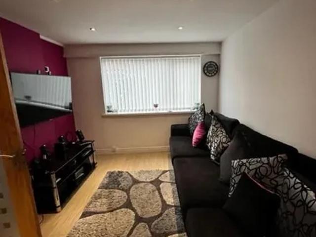 Bark Piece, Bartley Green, B32 3TJ, United Kingdom | 3 bed duplex for rent #89803182 | Rentberry