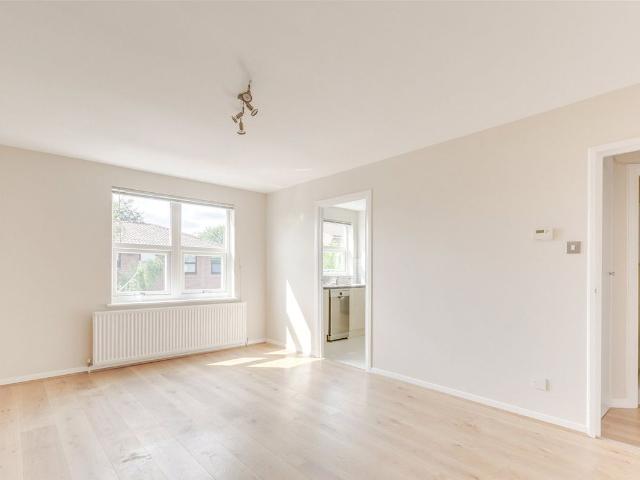 Barker Drive, Camden NW1, 2 bed flat to rent, £2,600 pcm | PrimeLocation