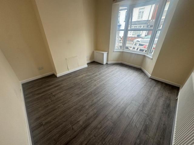 Barker Street, Oldbury, Birmingham B68, 3 bed terraced house to rent, £1,100 pcm | PrimeLocation