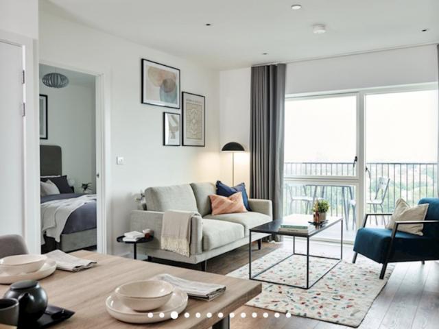 Barking And Dagenham, 7Dq, UK IG11, 2 bed flat to rent, £2,400 pcm | PrimeLocation