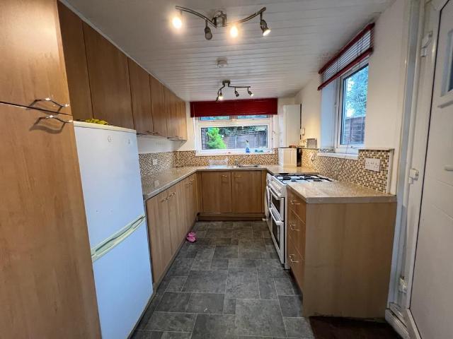 Barking IG11, 3 bed terraced house to rent, £2,400 pcm | PrimeLocation