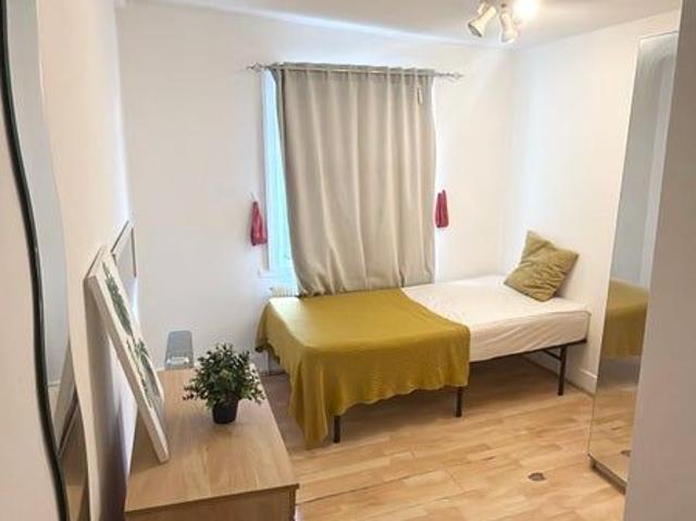 Barking IG11, Room to rent, £650 pcm | PrimeLocation