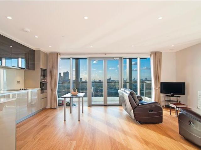 Barking Road, E16 2 bed apartment to rent £2,450 pcm £565 pw