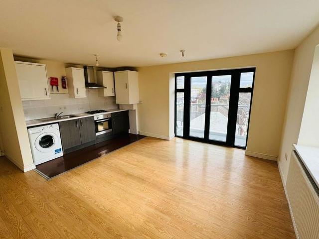 Barking Road, London E6, 2 bed flat to rent, £2,000 pcm | PrimeLocation