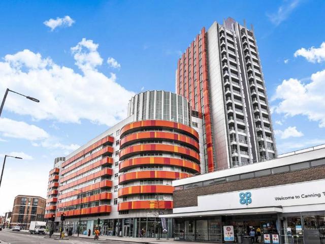 Barking Road, London E16 1 bed flat to rent £1,900 pcm £438 pw