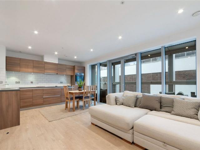 Barking Road, London E16, 2 bed flat to rent, £2,500 pcm | PrimeLocation