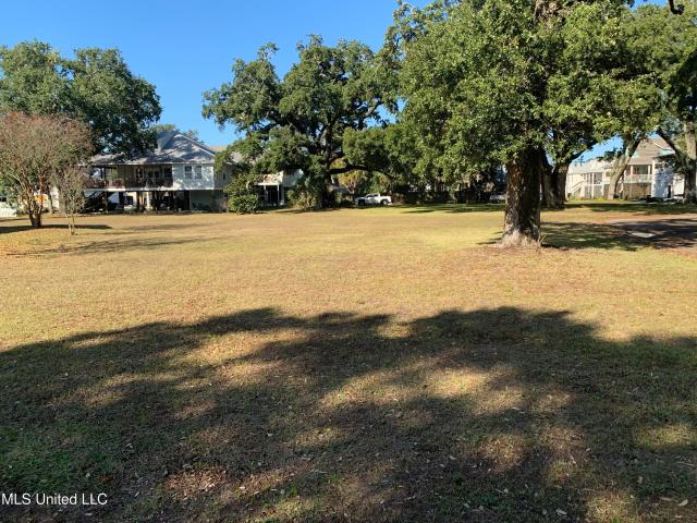 Barkley Drive, Pass Christian, MS 39571