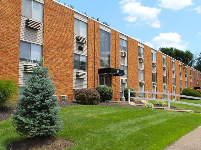Barkley Ridge Apartments 1 Bedroom Apartment for Rent at 2335 Alexandria Pike Apt 44b, Southgate, KY 41071