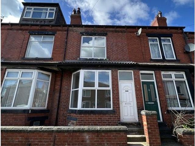 Barkly Grove, Leeds LS11, 4 bed terraced house to rent, £1,300 pcm | PrimeLocation