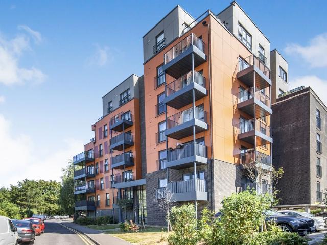 Barley Close, Greenhithe DA9, 2 bed flat to rent, £1,650 pcm | PrimeLocation