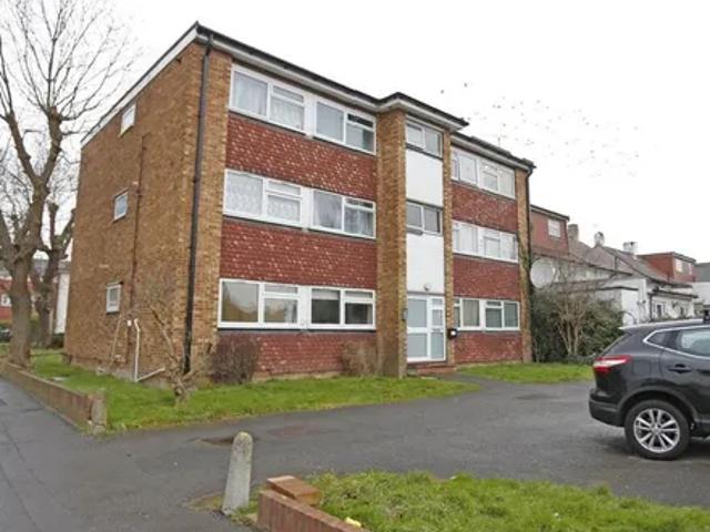 Barley Lane, London, IG3 8XN, United Kingdom | 2 bed apartment for rent #140396930 | Rentberry