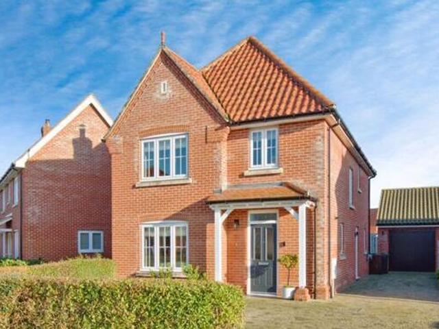 Barleyfield Drive, Weeley, 4 Bedroom Detached