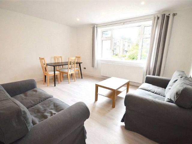 Barlow Moor Court, Barlow Moor Road, Didsbury, Manchester, M20 2UX