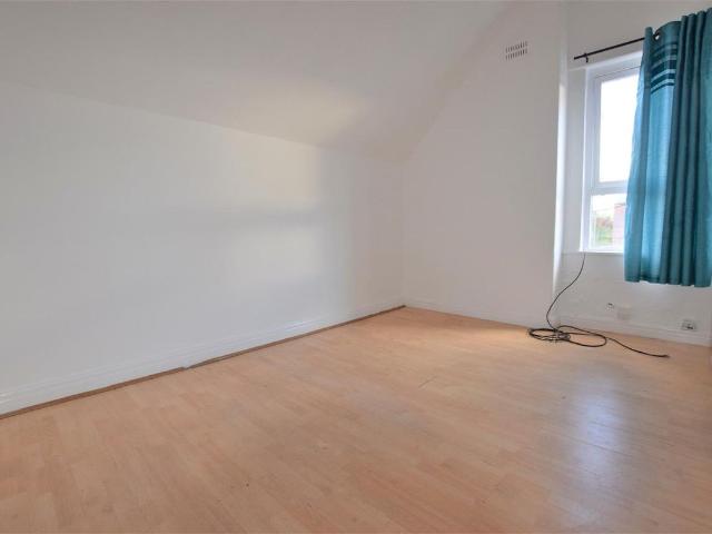 Barlow Moor Road, Manchester M21, 2 bed flat to rent, £750 pcm | PrimeLocation