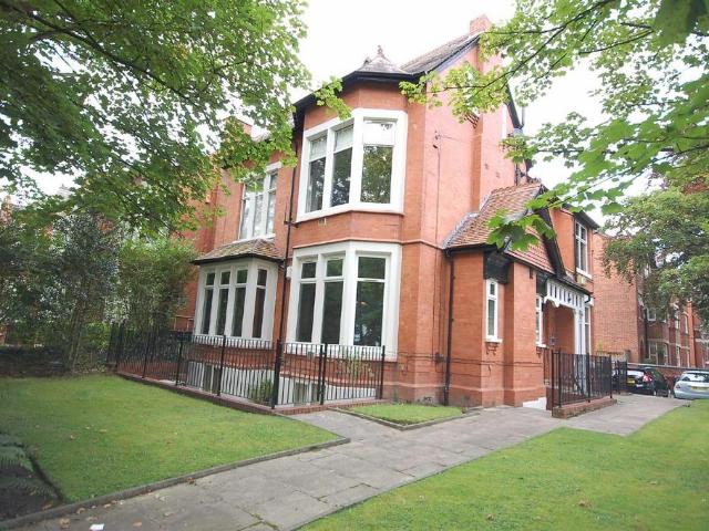 Barlow Moor Road, Didsbury, Manchester 1 bed apartment to rent £1,150 pcm £265 pw