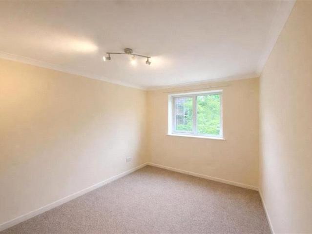 Barn Close, Bracknell, Berkshire, RG12