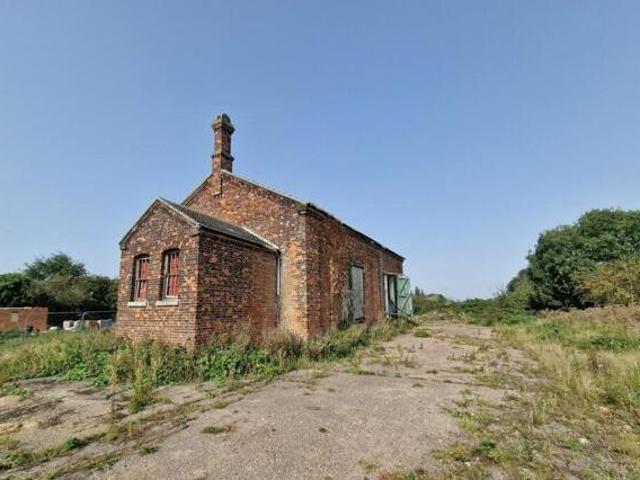 Barn Conversion For Sale In Cowbit