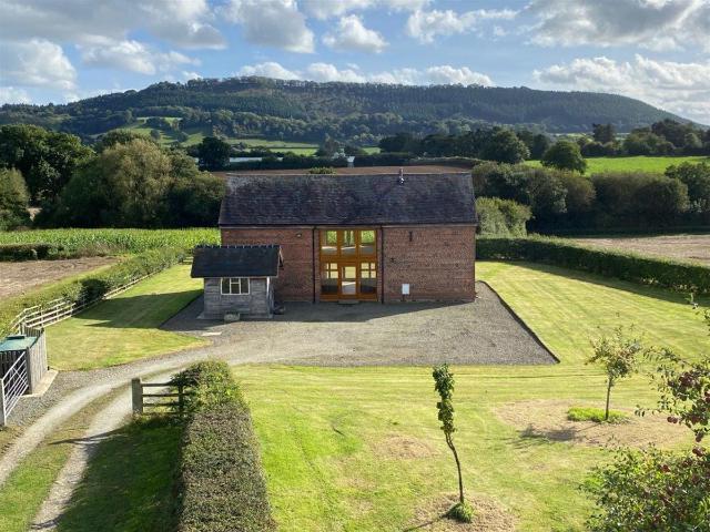Barn Conversion to let in Burrington, Shropshire SY8 2HS | Cobb Amos